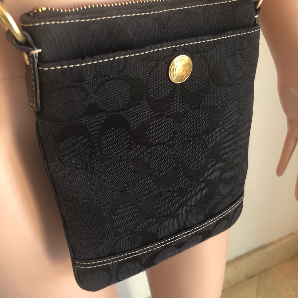 Coach Canvas Signature Hampton Black Monogram Logo Cr… - Gem